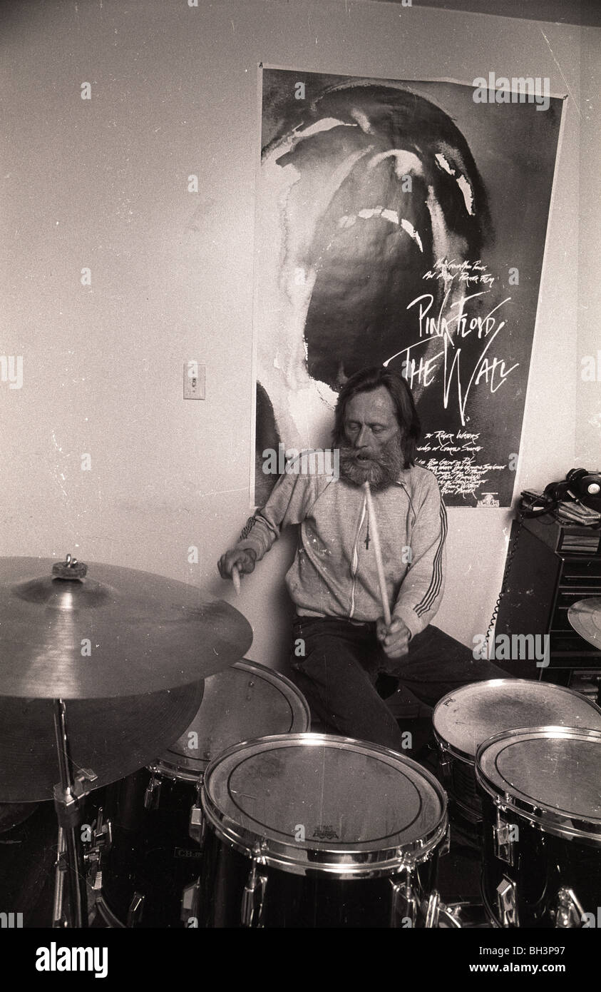 1960s musician Skip Spence outside a halfway house on the streets of ...