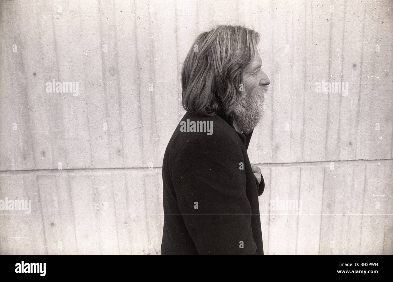 1960s musician Skip Spence outside a halfway house on the streets of ...