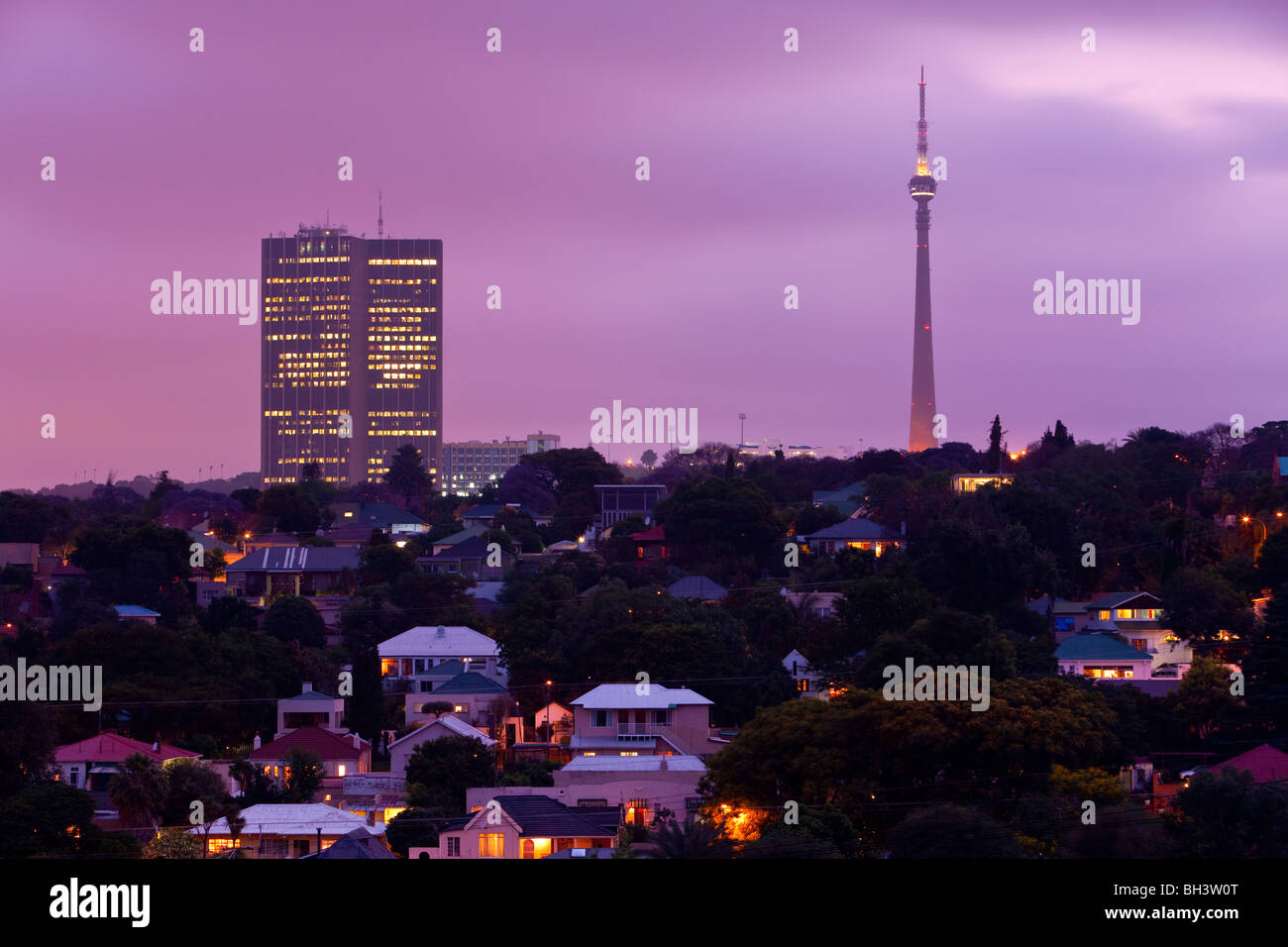 Sentech Tower, Briston, Johannesburg at dusk Stock Photo - Alamy