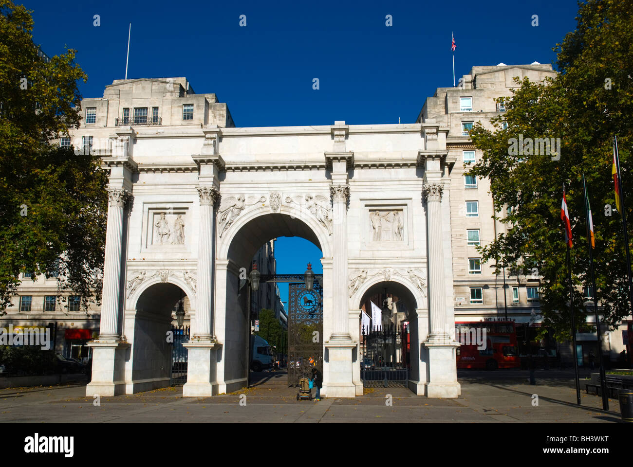 Hyde park marble arch hi-res stock photography and images - Alamy