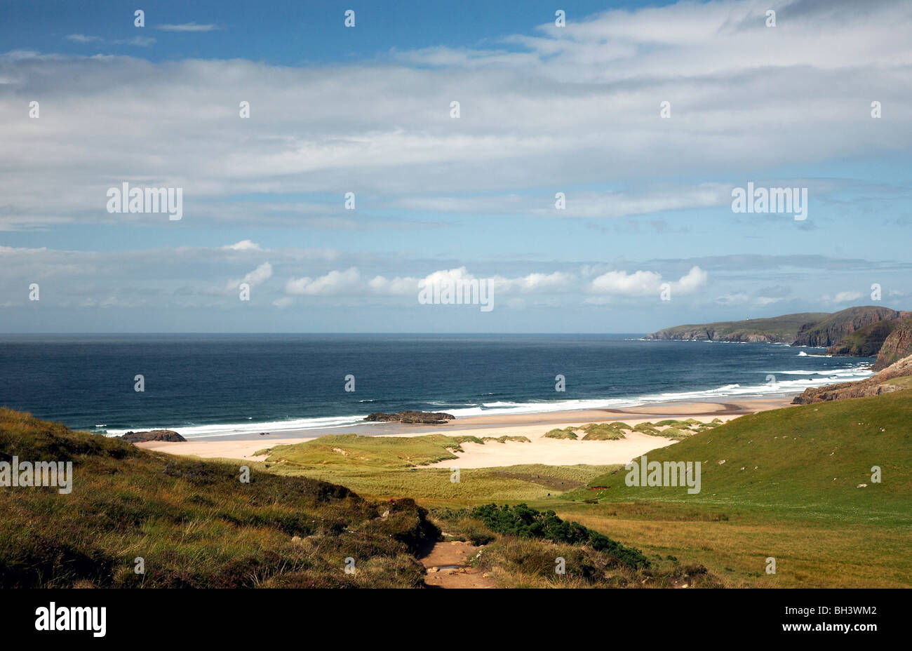 Surf and sky at sandwood bay hi-res stock photography and images - Alamy