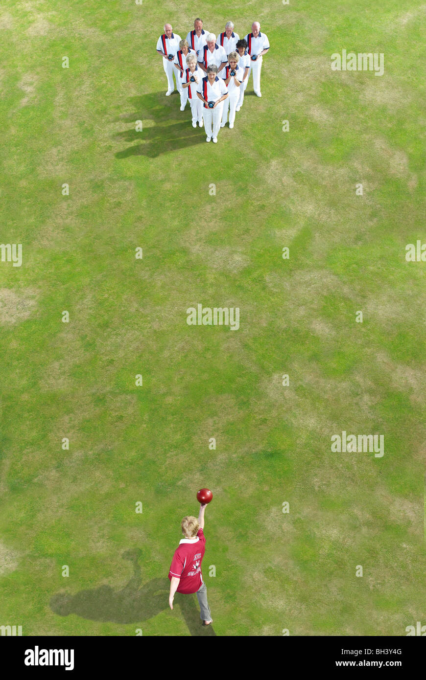 Large group of people full view hi-res stock photography and images - Alamy