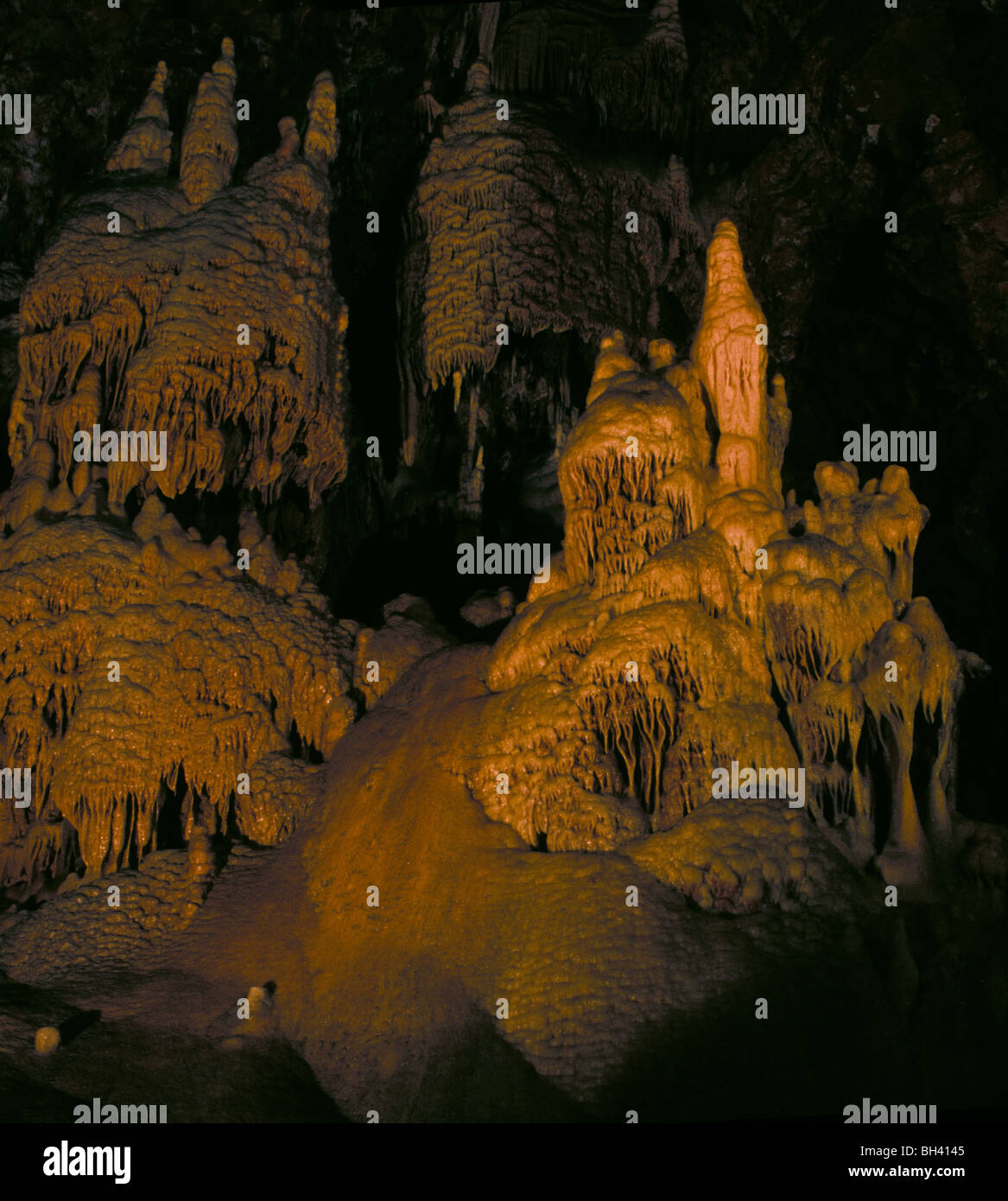 La grotte rose hi-res stock photography and images - Alamy