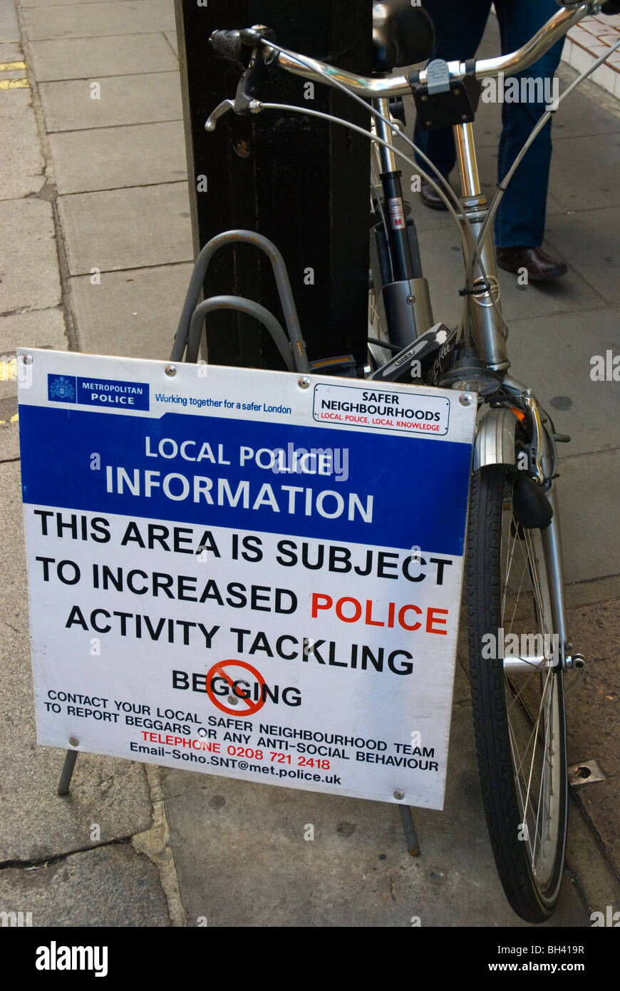 Old soho sign hi-res stock photography and images - Alamy