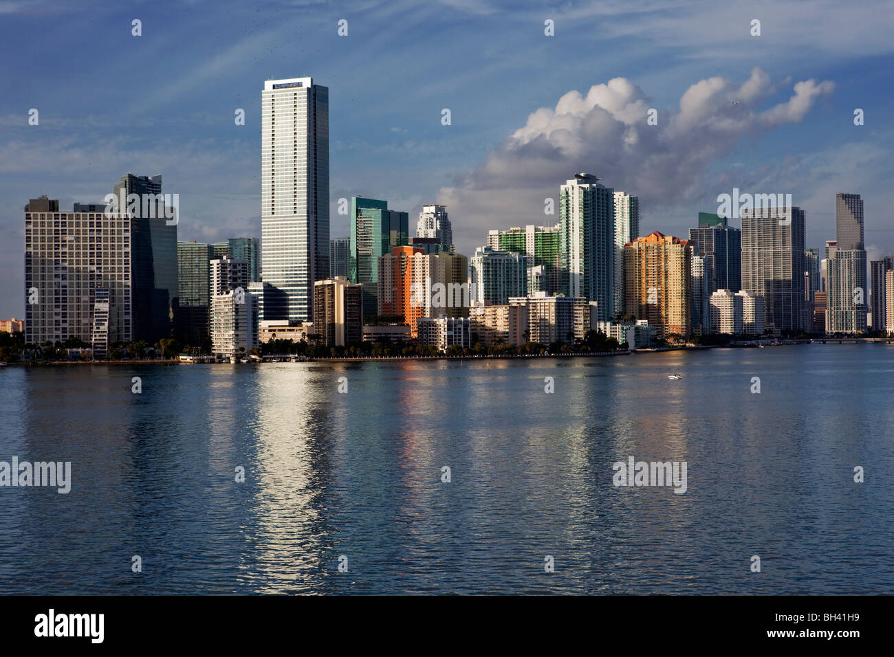 Miami Skyline & Biscayne Bay, Miami, Florida Stock Photo - Alamy
