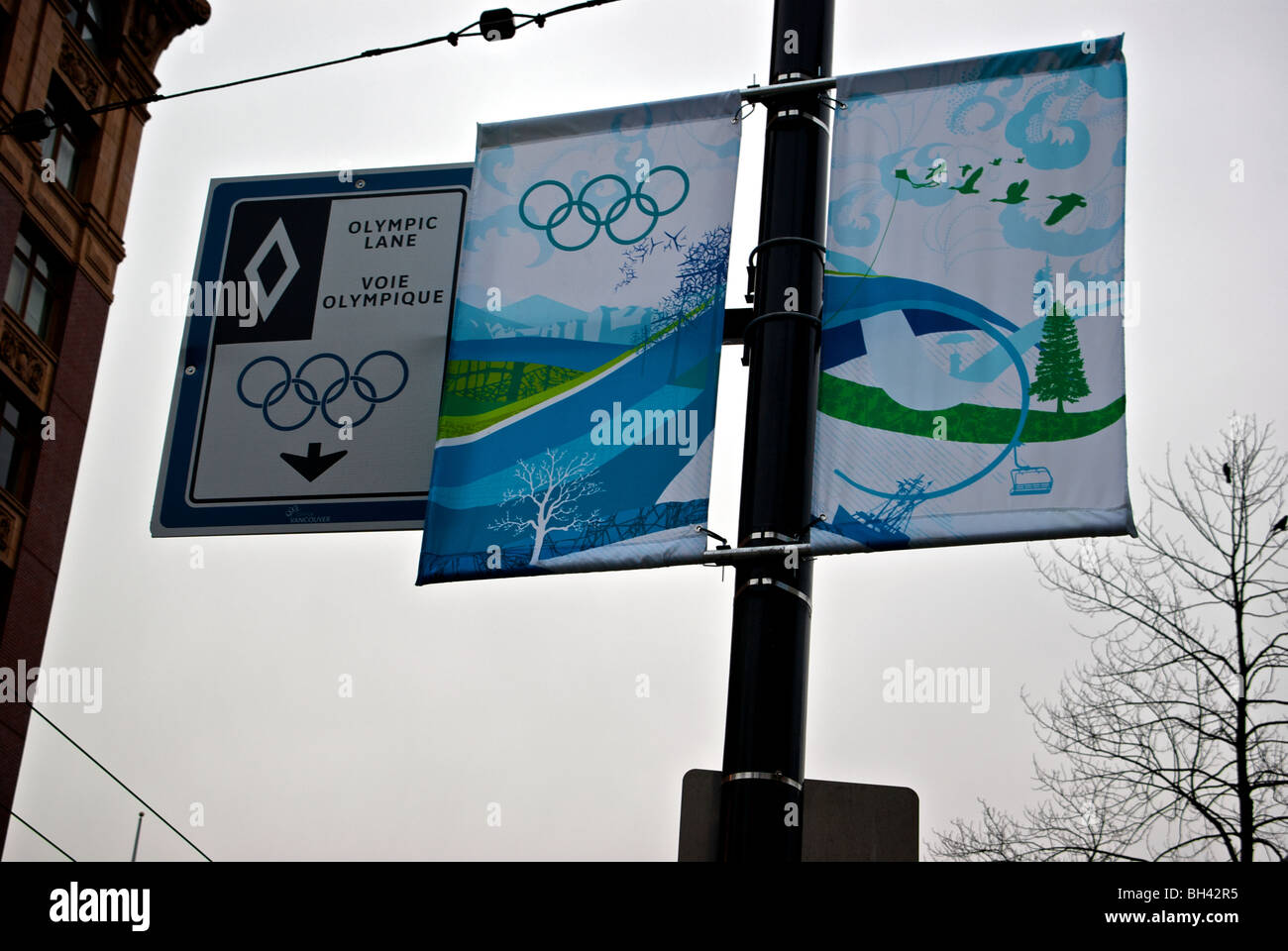 Olympics sign hi-res stock photography and images - Alamy