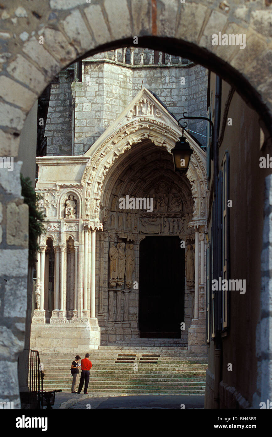 RUE SAINT-YVES, NORTH DOOR, CHARTRES CATHEDRAL, EURE-ET-LOIR (28 ...