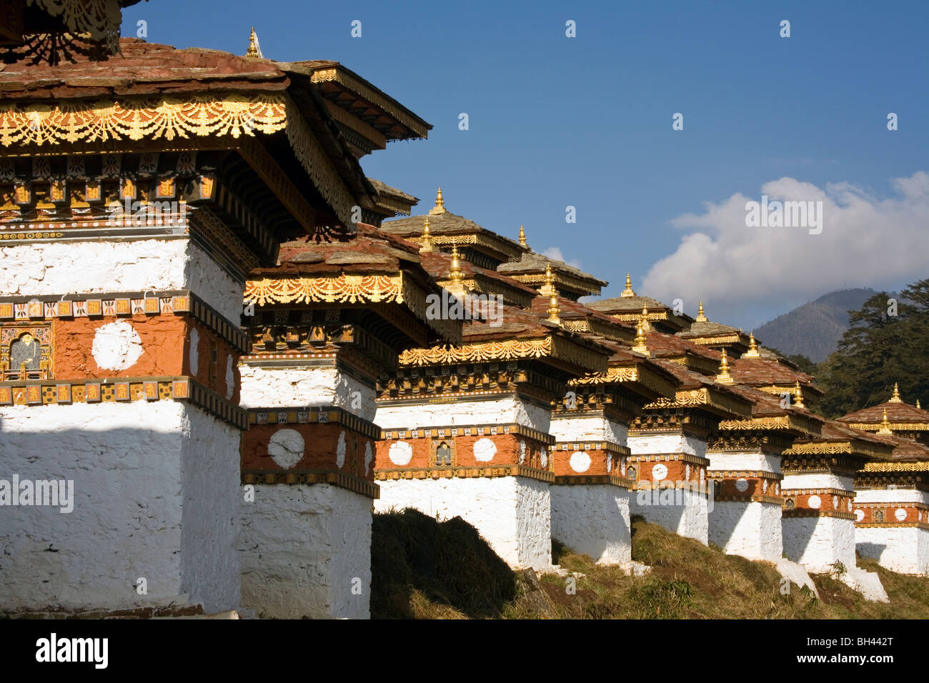 Bhutanese Architecture And Design High Resolution Stock Photography and ...