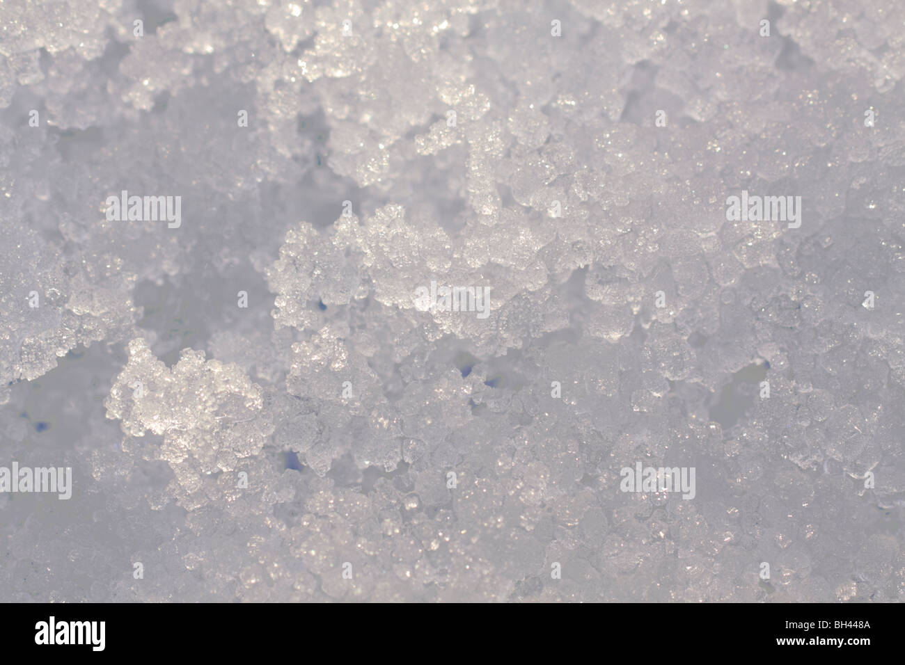 Snow crystals hi-res stock photography and images - Alamy