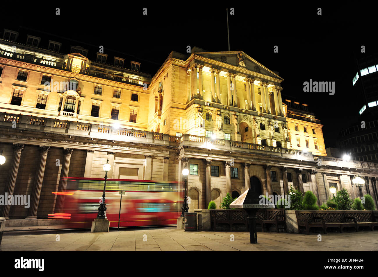 Bank of England at night time London England Stock Photo - Alamy