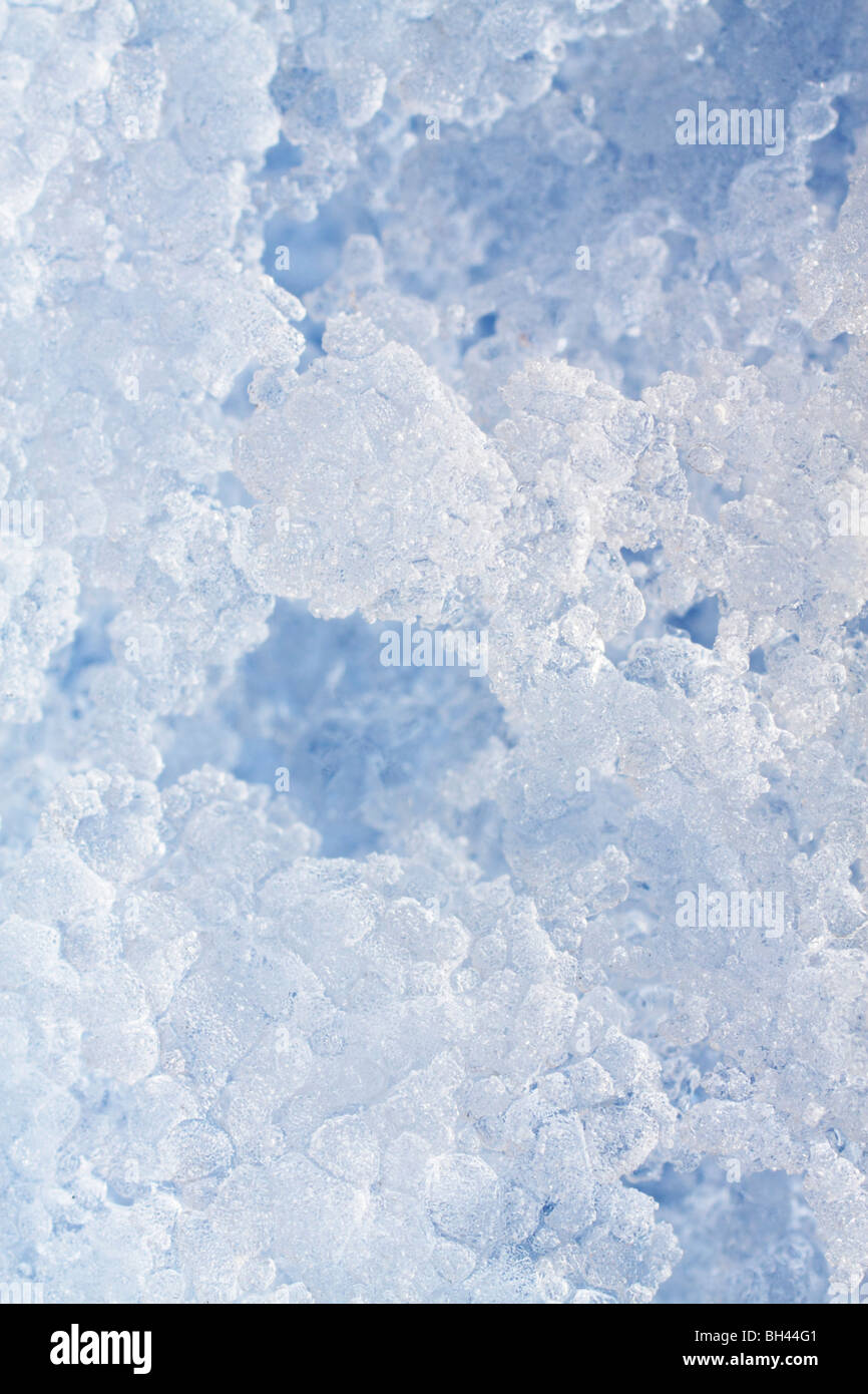 Snow crystals hi-res stock photography and images - Alamy