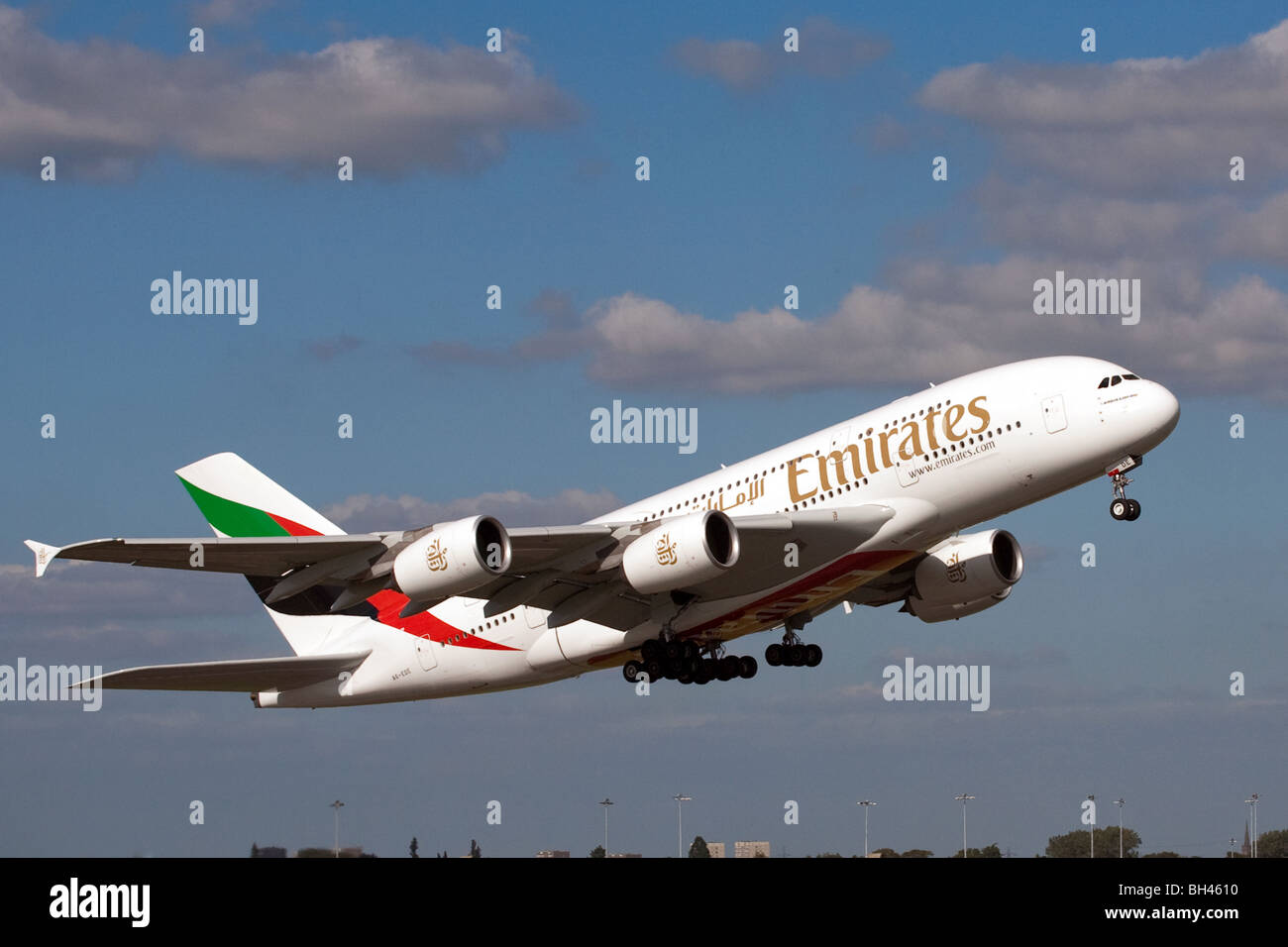 Emirates Airbus A380 Birmingham Airport Stock Photo - Alamy