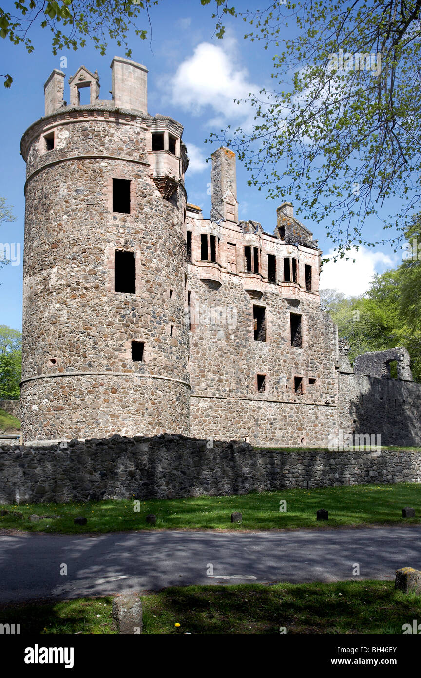 Huntly castle; ancestrial home of the Earl of Huntly, Chief of the Clan ...