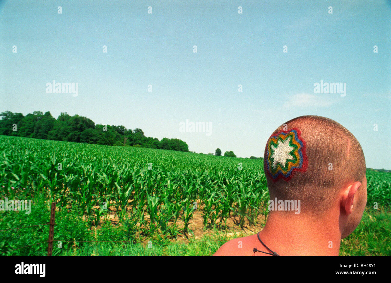 A deadhead walking past cornfield Grateful Dead show at Deercreek ...