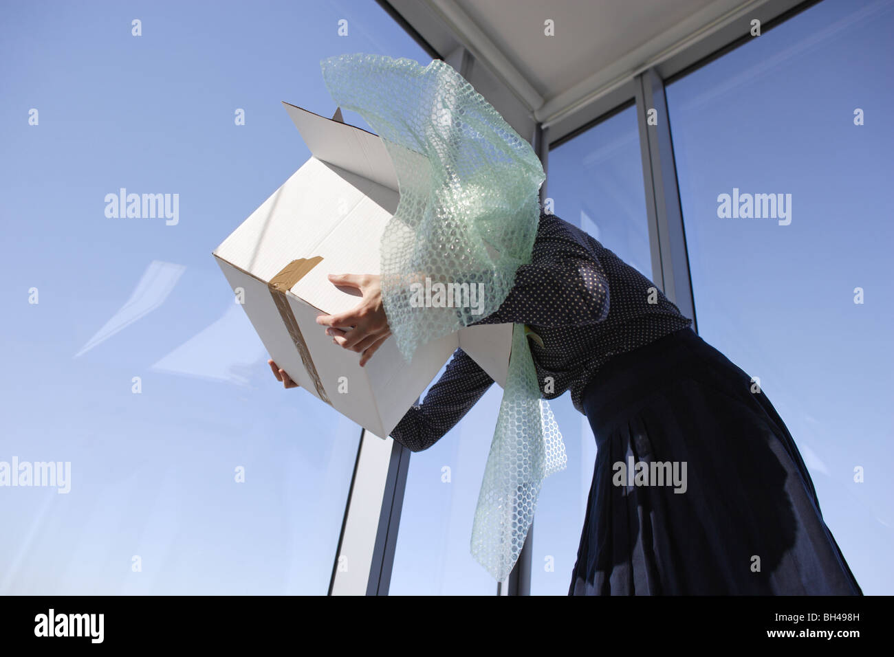 Office in a box hi-res stock photography and images - Alamy