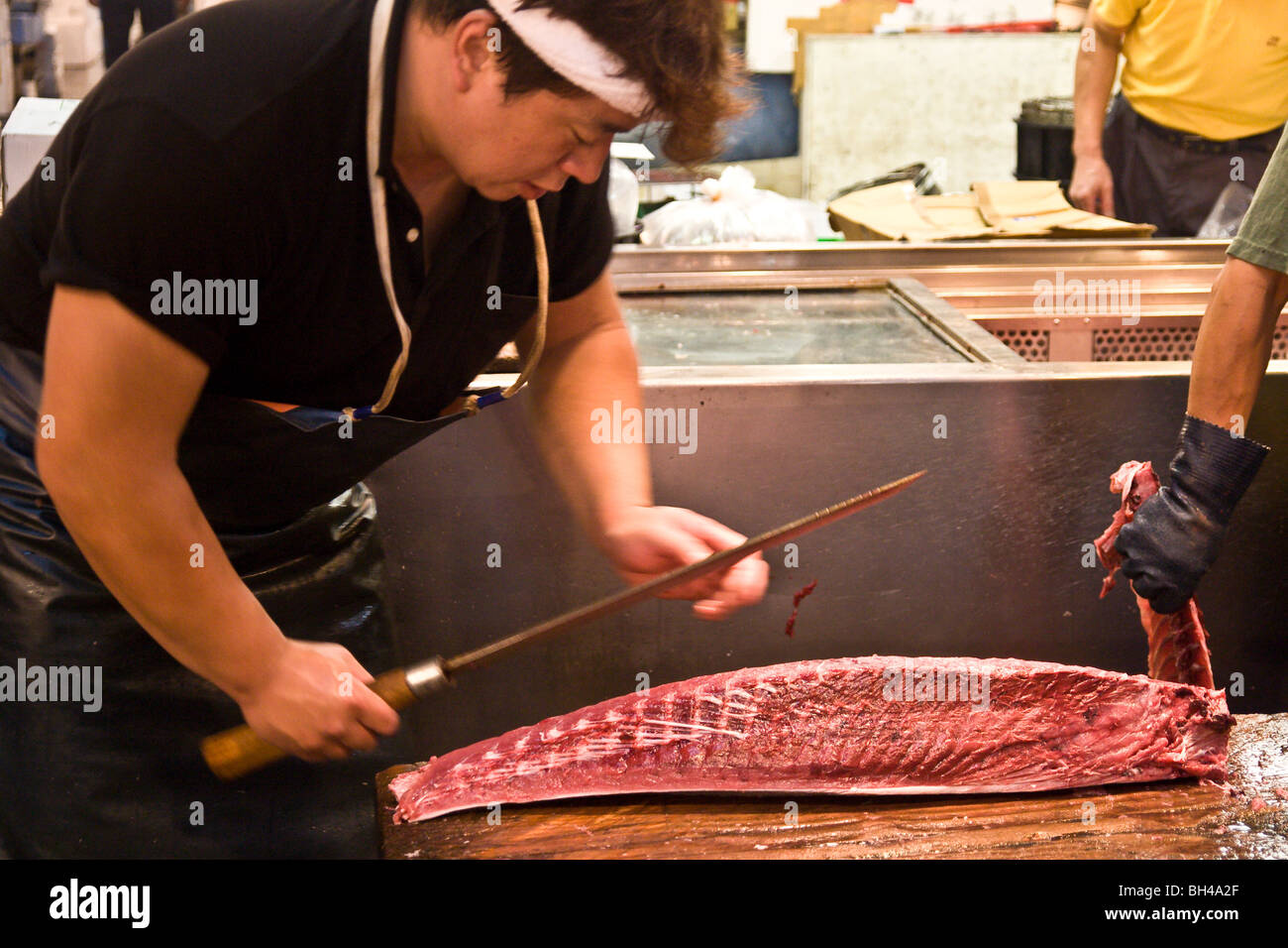 Honshu Fishmonger Japan Tokyo Tsukiji Fish Market Stock Photo - Alamy