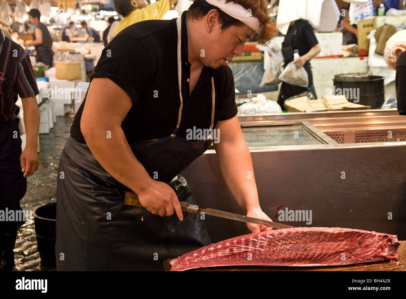 Honshu Fishmonger Japan Tokyo Tsukiji Fish Market Stock Photo - Alamy