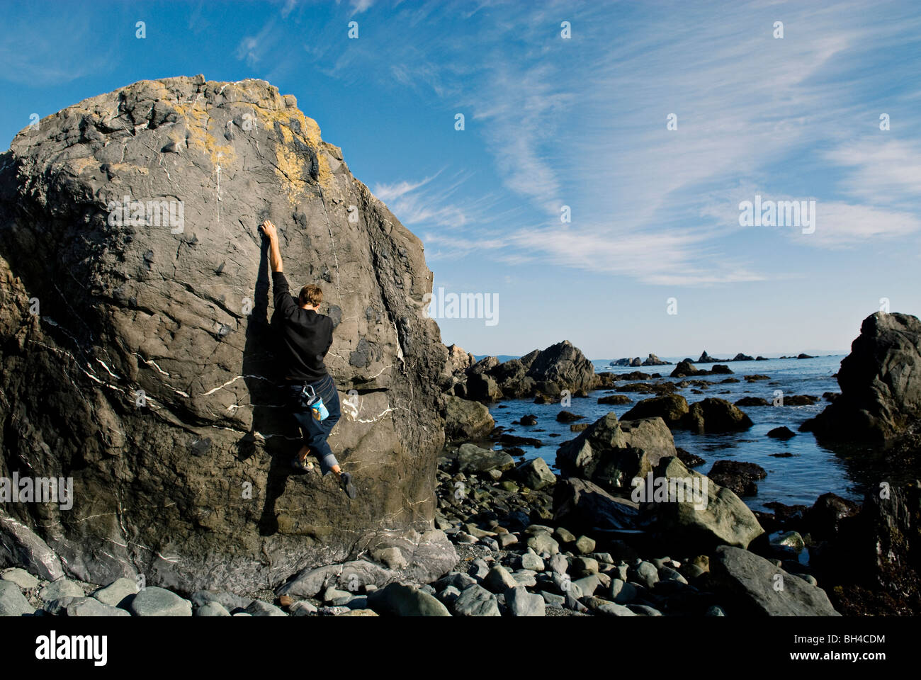 What Is Bouldering High Resolution Stock Photography and Images - Alamy