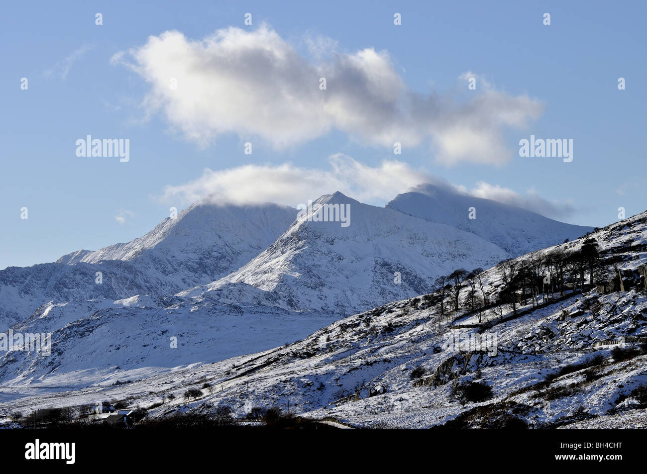 View of Snowdon Y Lliwedd and Grib Goch from Pen-y-Gwryd Stock Photo ...