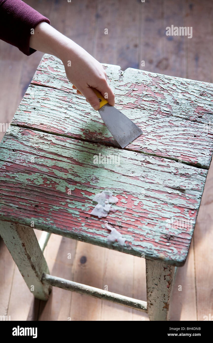 Scraping paint hi-res stock photography and images - Alamy