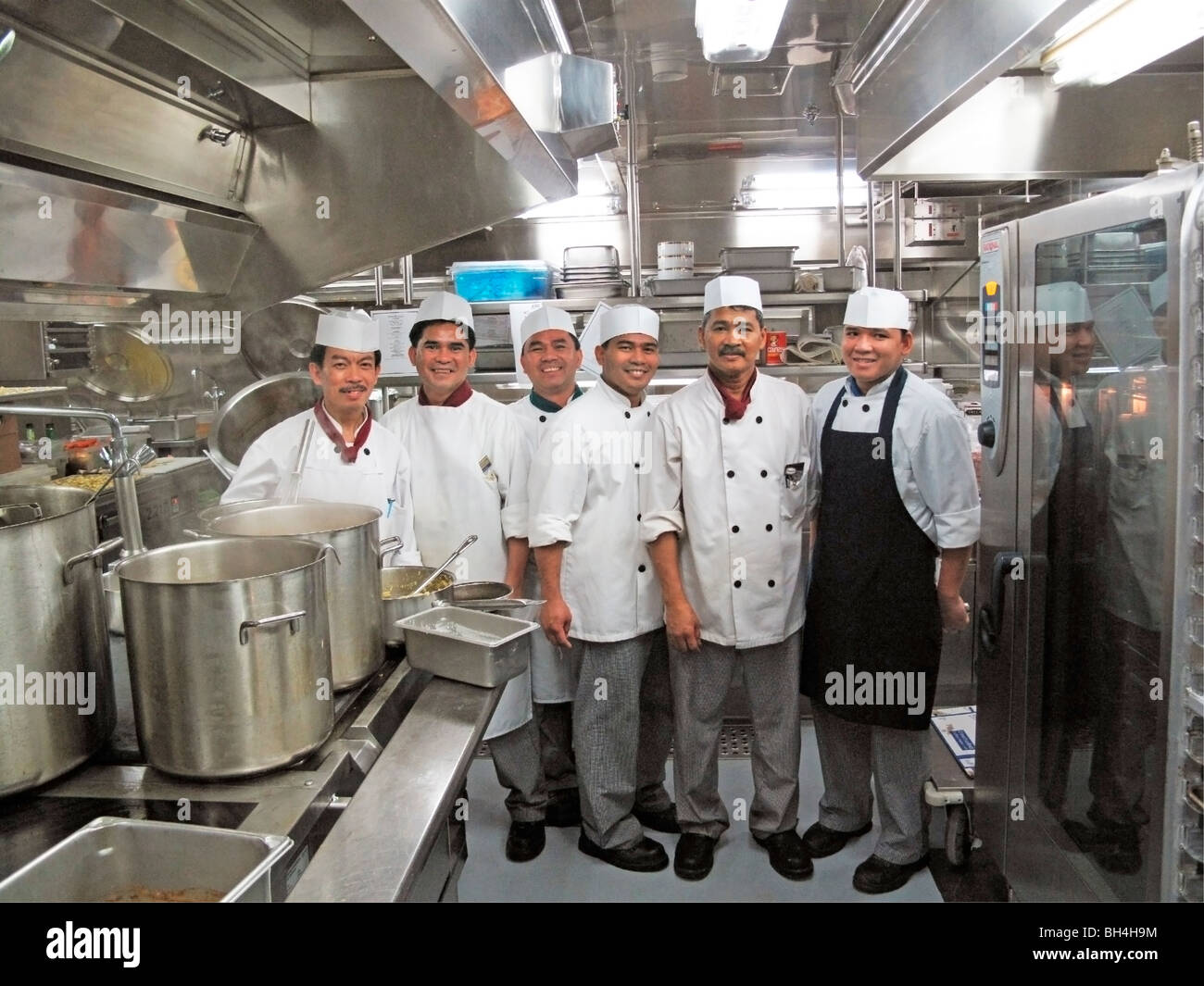 Eurodam cruise ship kitchen Stock Photo - Alamy