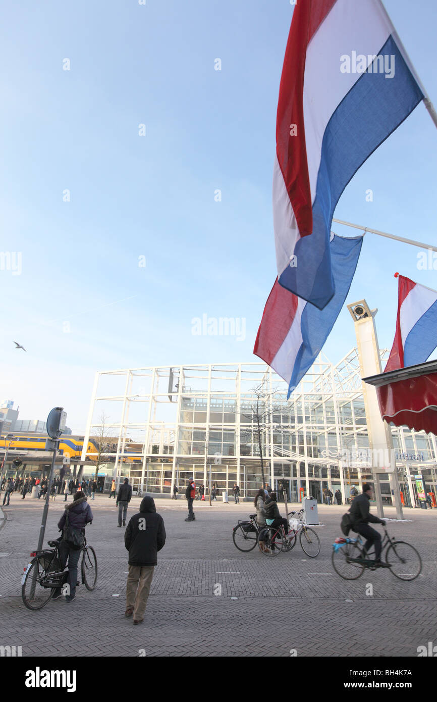 Leiden, Holland, The Netherlands, winter and nation Dutch flag Stock ...