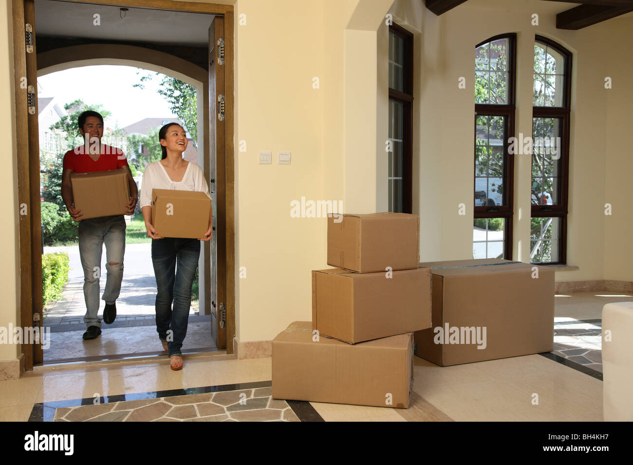 Chinese family walking house hi-res stock photography and images - Alamy