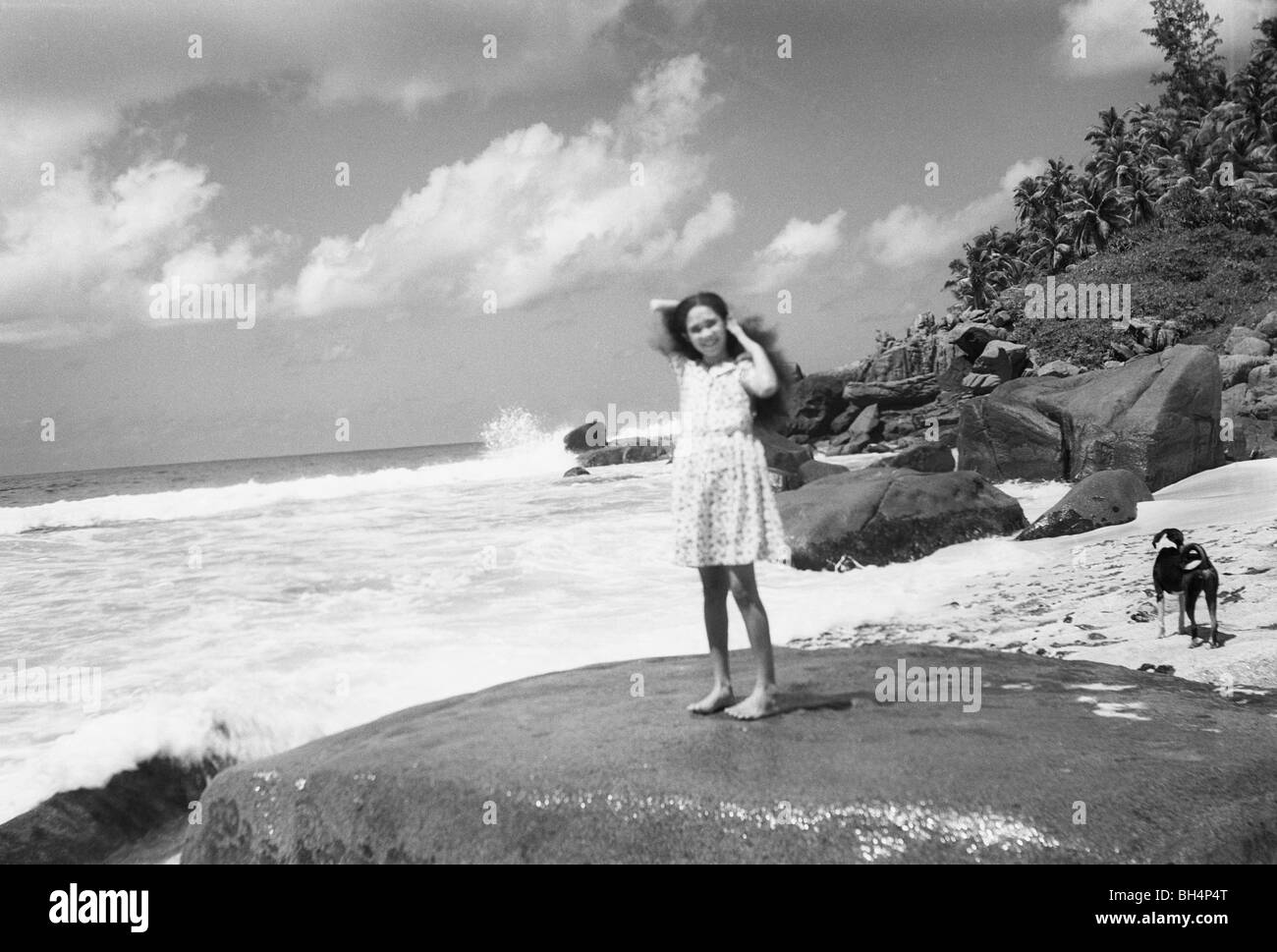 Girl sea Black and White Stock Photos & Images - Alamy
