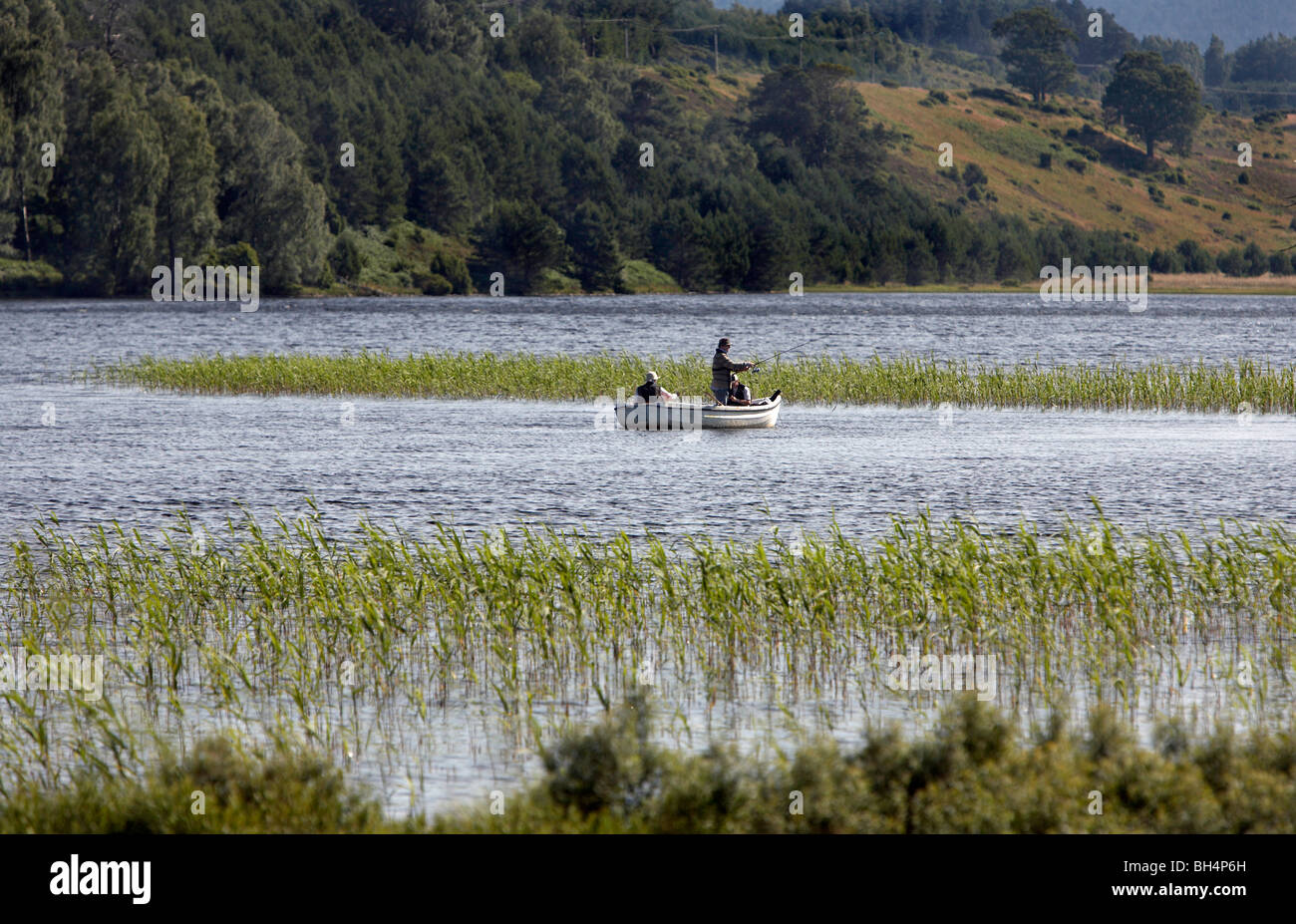 Loch fishing hi-res stock photography and images - Alamy
