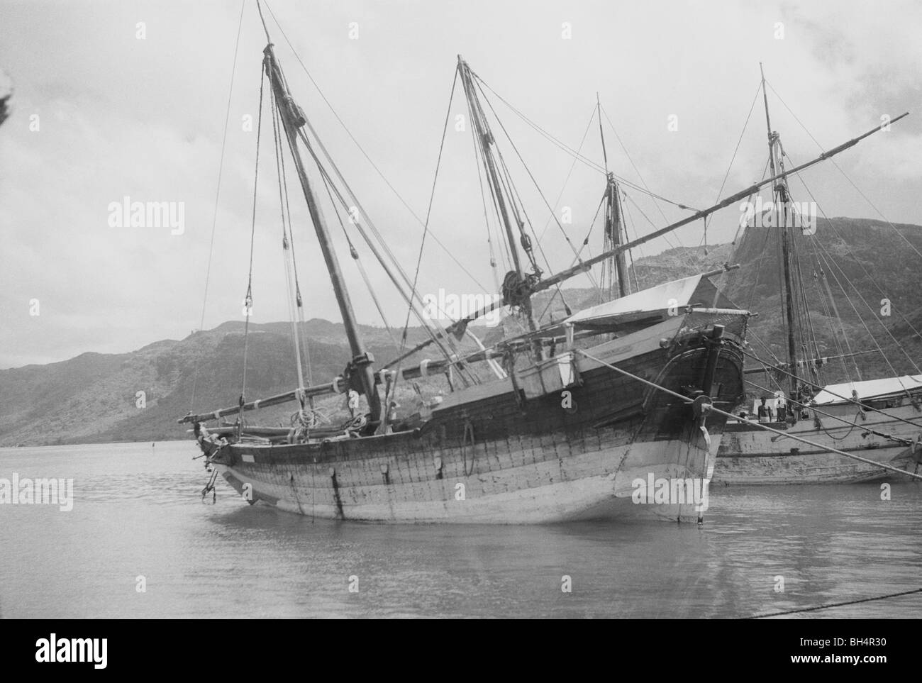very old sail boat Stock Photo - Alamy