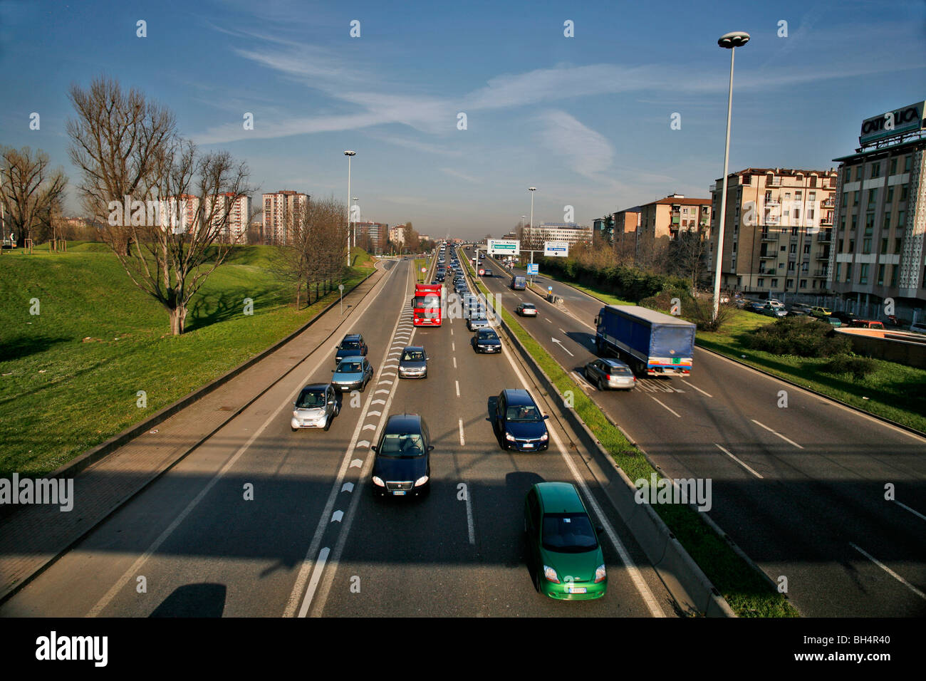 Milan traffic congestion hi-res stock photography and images - Alamy
