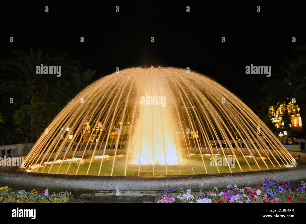 Fountain monaco hi-res stock photography and images - Alamy