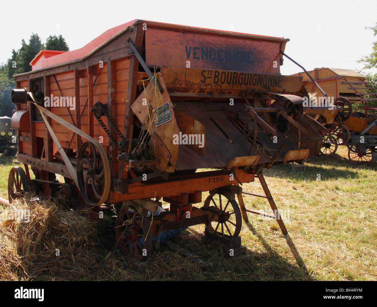 Old threshing machine hi-res stock photography and images - Alamy