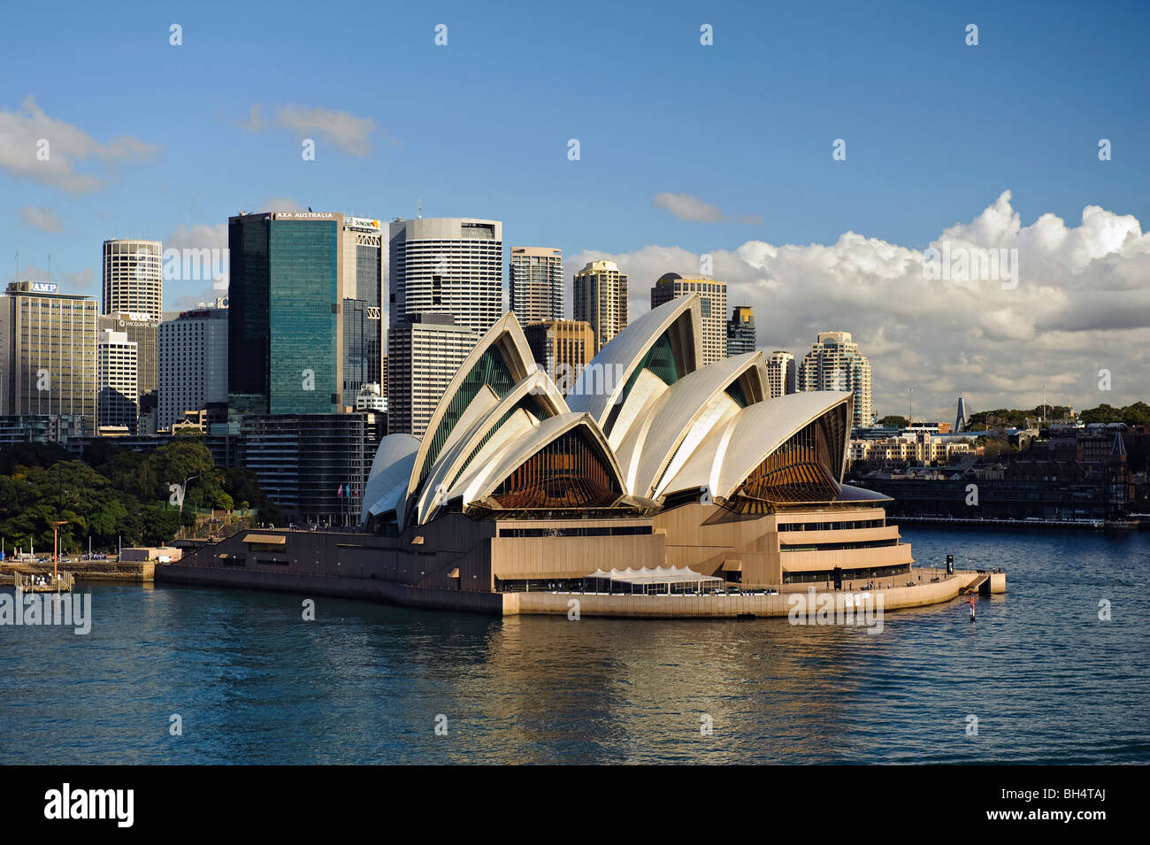 Sydney opera house skyline hi-res stock photography and images - Alamy