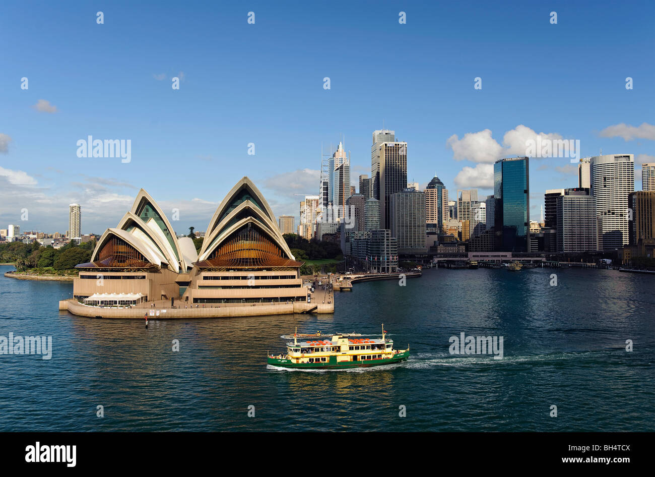 Sydney opera house bennelong point hi-res stock photography and images ...