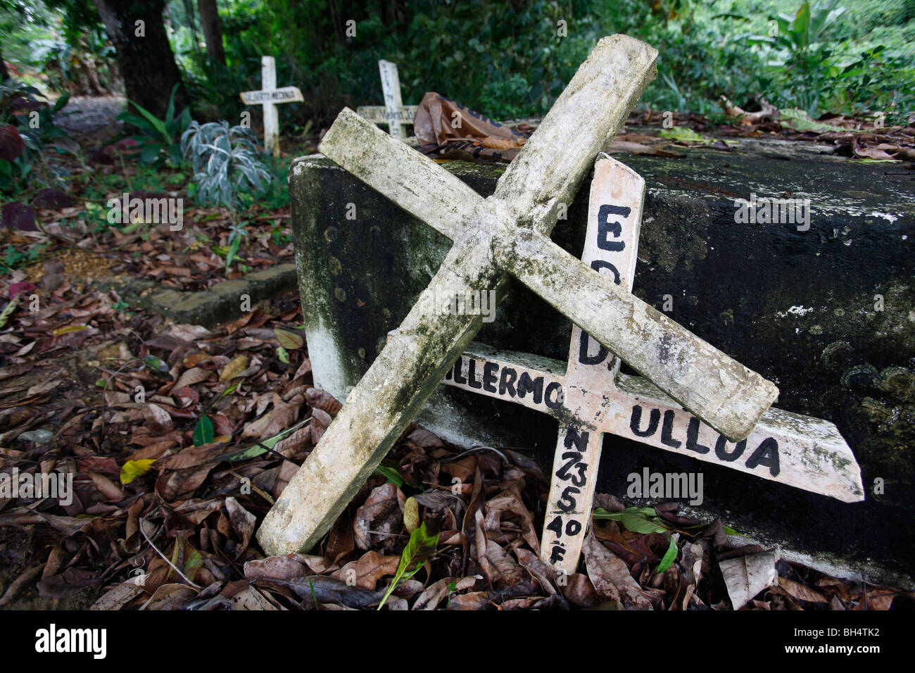 Dominican republic cemetery cross hi-res stock photography and images ...