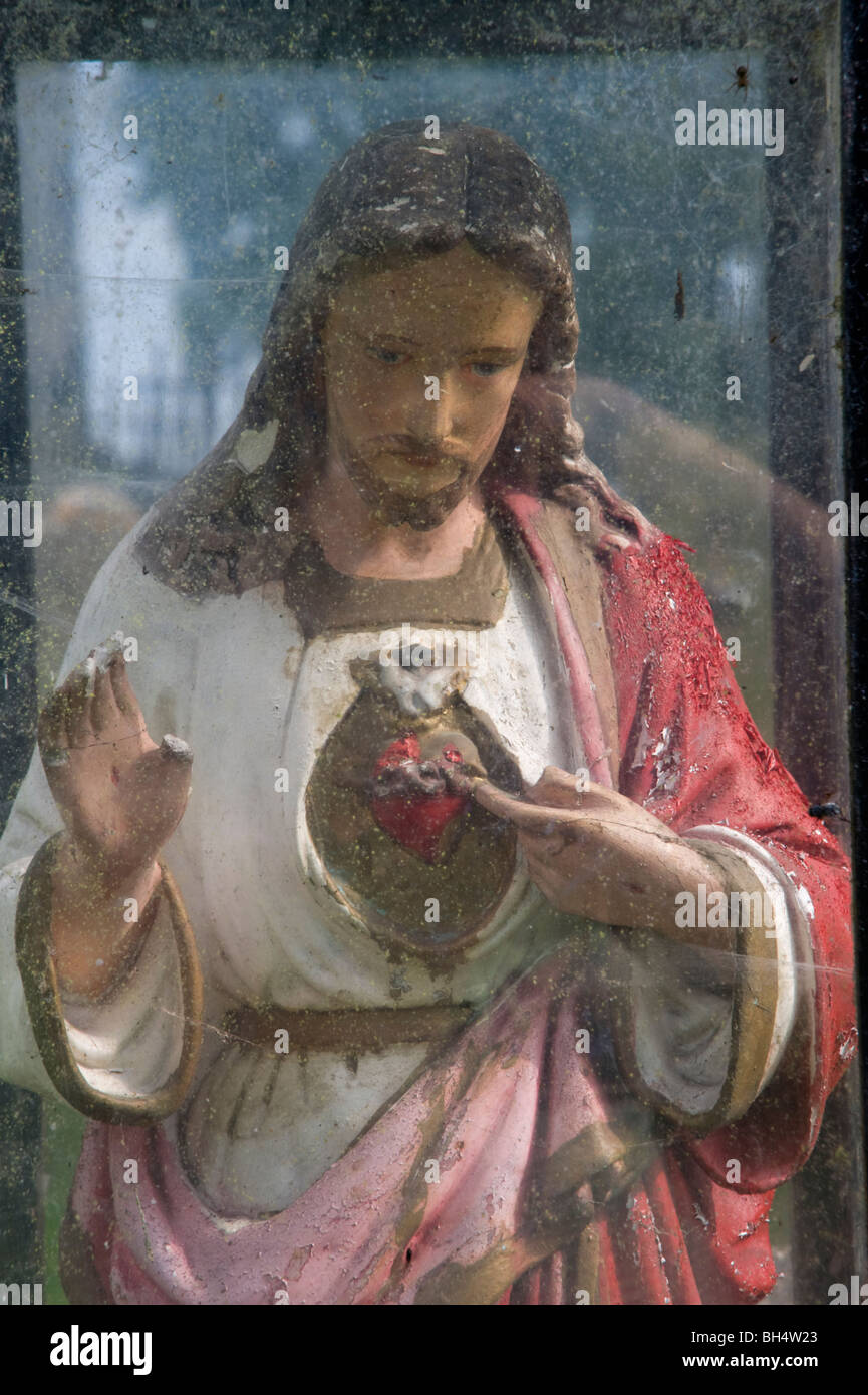 Jesus statue ireland hi-res stock photography and images - Alamy