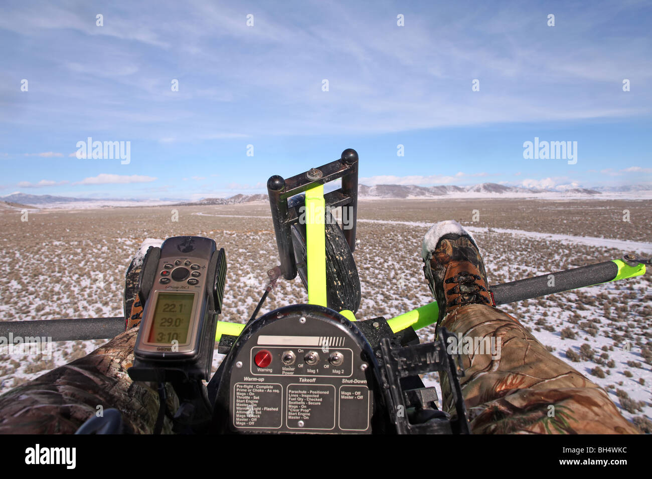 Pilot parachute legs hi-res stock photography and images - Alamy