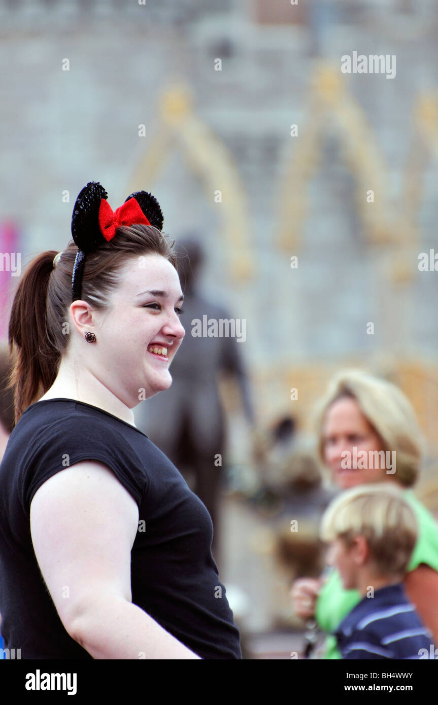 Female minnie mouse hi-res stock photography and images - Alamy
