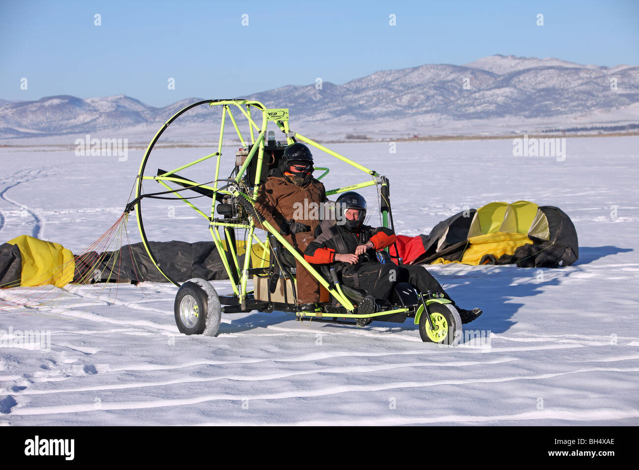Air trike hi-res stock photography and images - Alamy