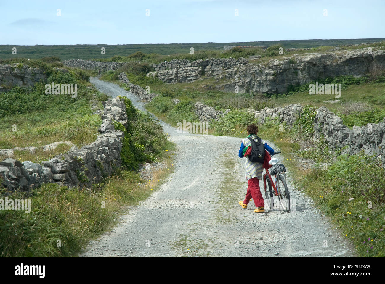 Aran island cycling hi-res stock photography and images - Alamy