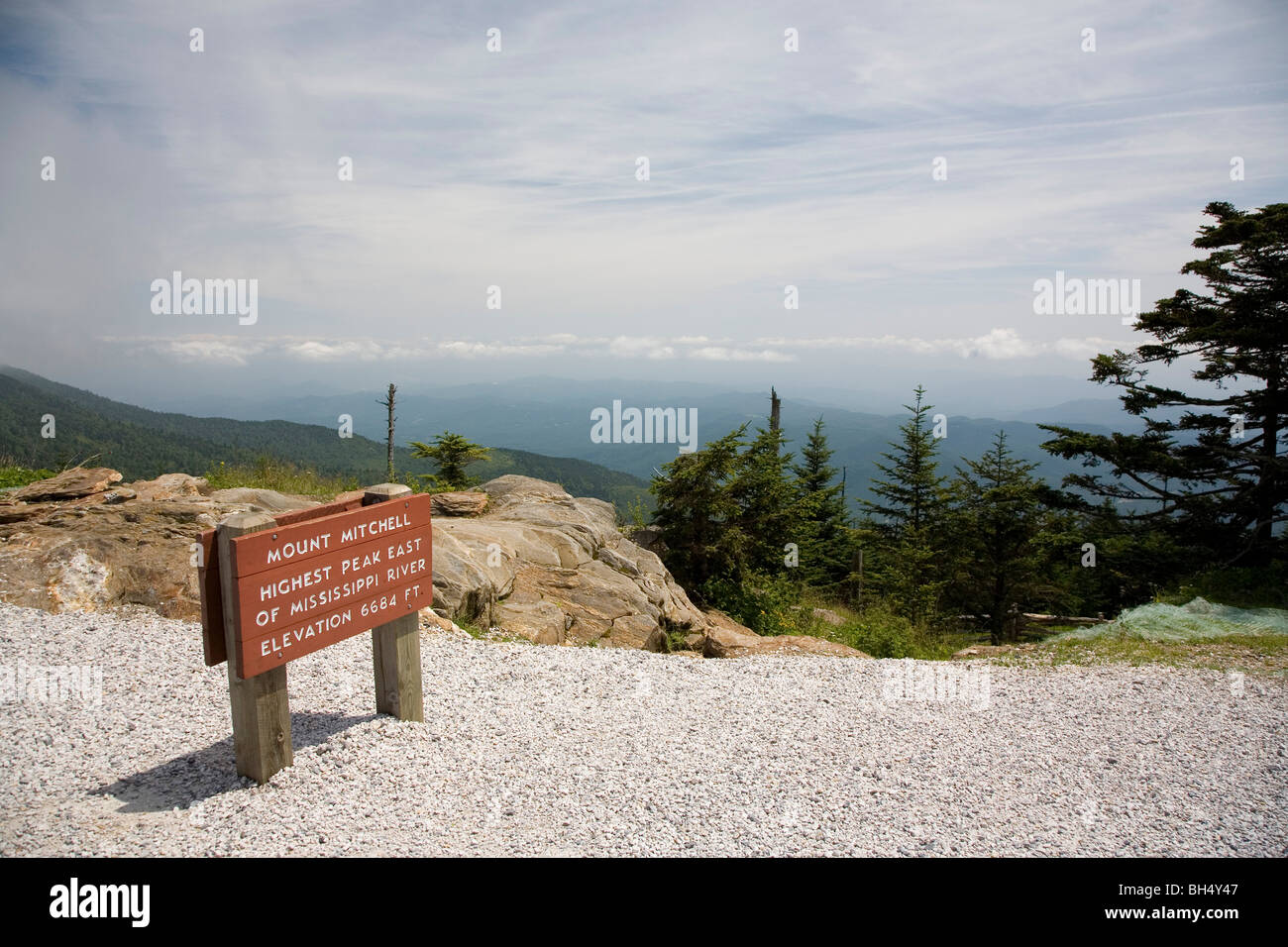 Mount mitchell state park hi-res stock photography and images - Alamy