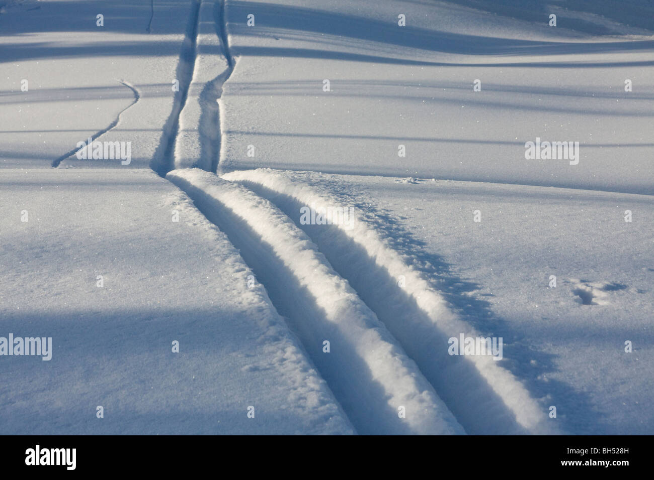 Deep cross hi-res stock photography and images - Alamy