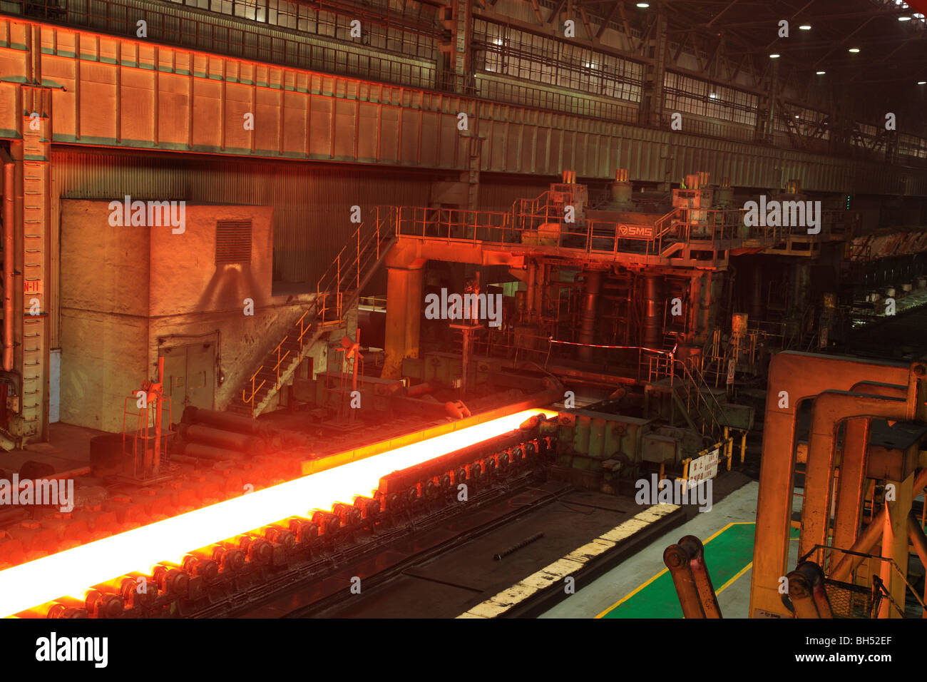 Steel mill china hi-res stock photography and images - Alamy