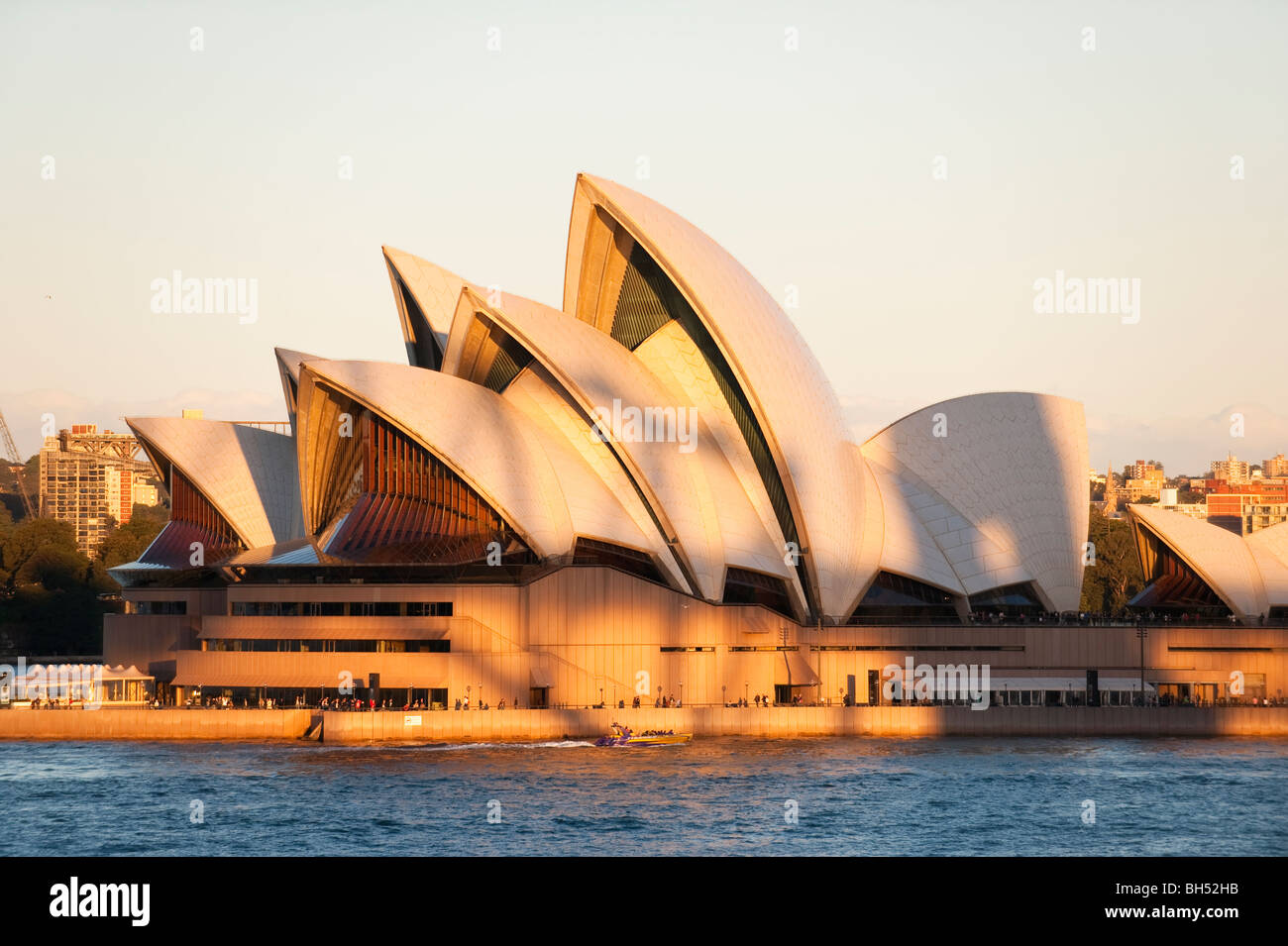 Sydney Opera House in late afternoon light, Bennelong Point, Sydney ...