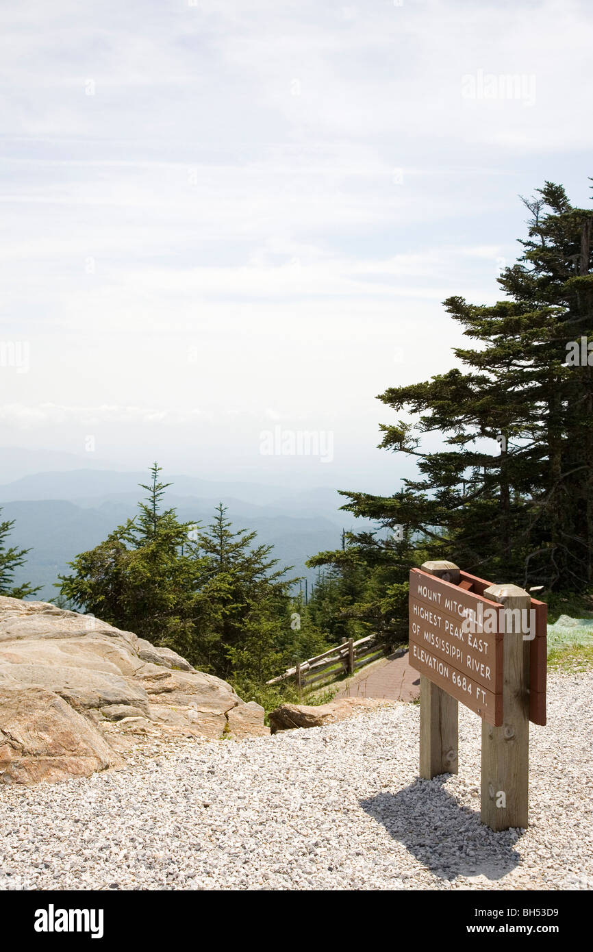 Summit of mount mitchell usa hi-res stock photography and images - Alamy