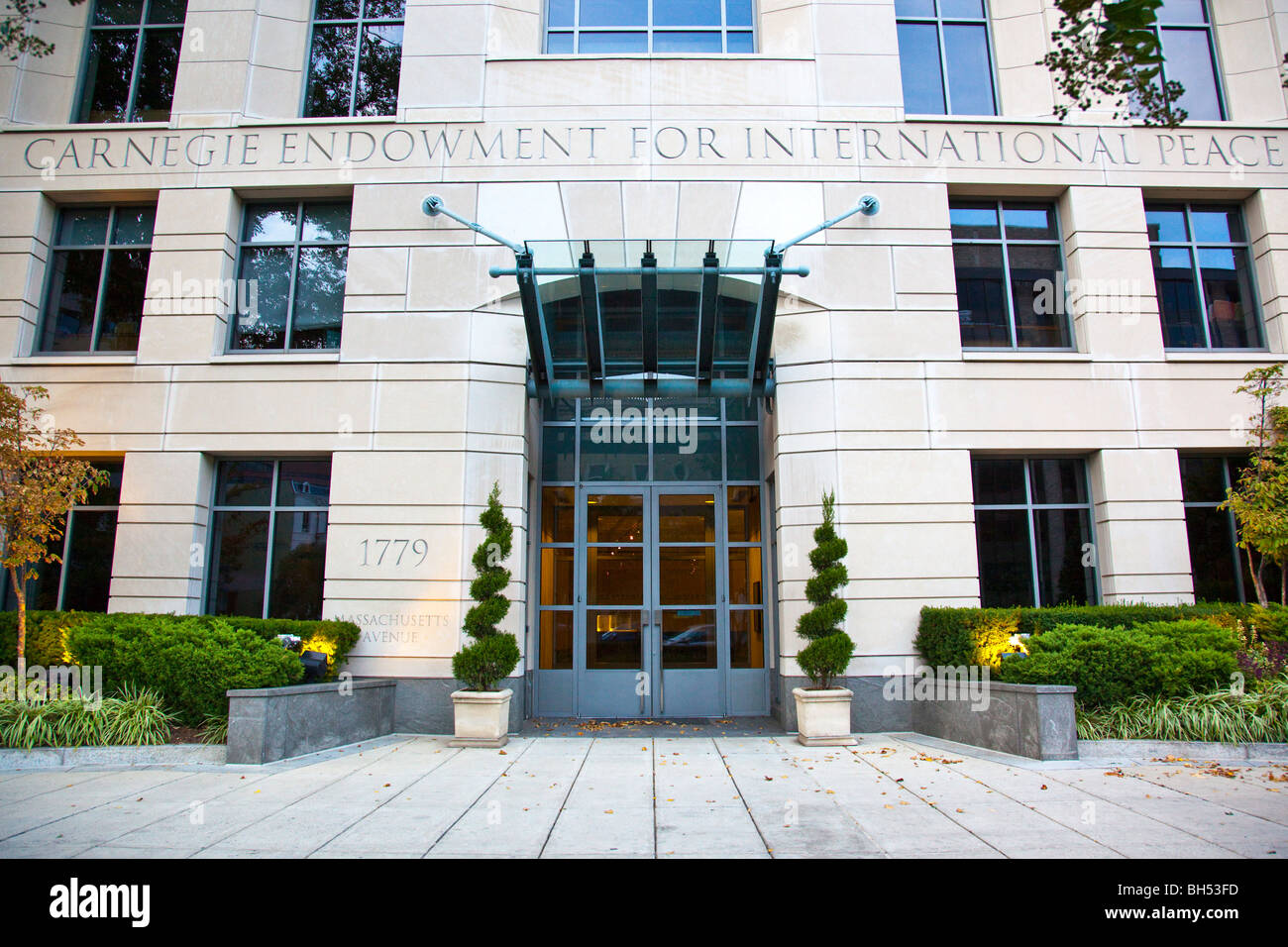 Carnegie endowment hi-res stock photography and images - Alamy