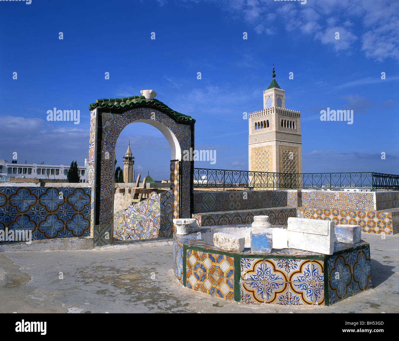 Tunisian attractions hi-res stock photography and images - Alamy