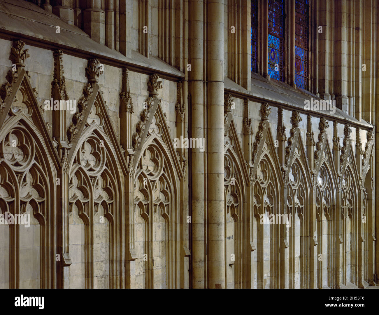 Blind arcading hi-res stock photography and images - Alamy