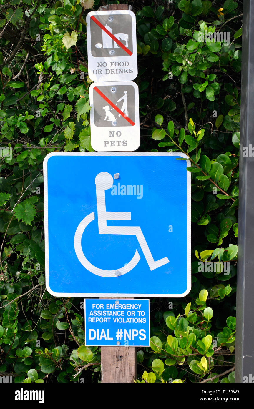 Blue signs hi-res stock photography and images - Alamy